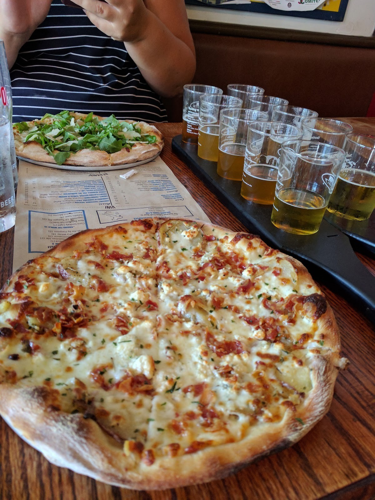 Ducali Pizzeria & Bar | Boston Pizza