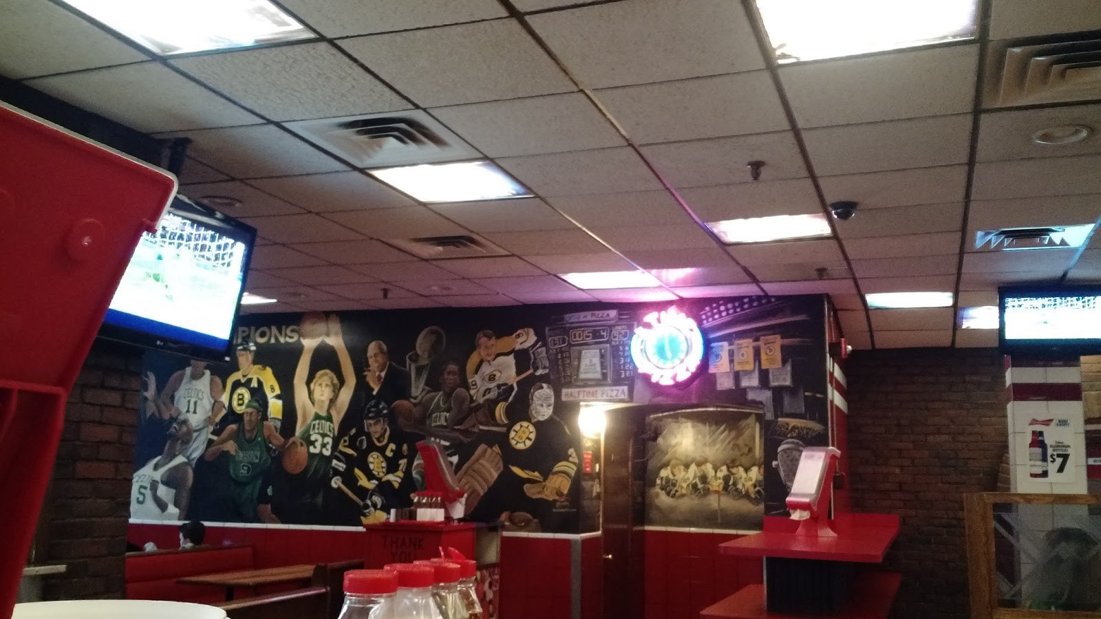 Halftime King of Pizza | Boston Pizza