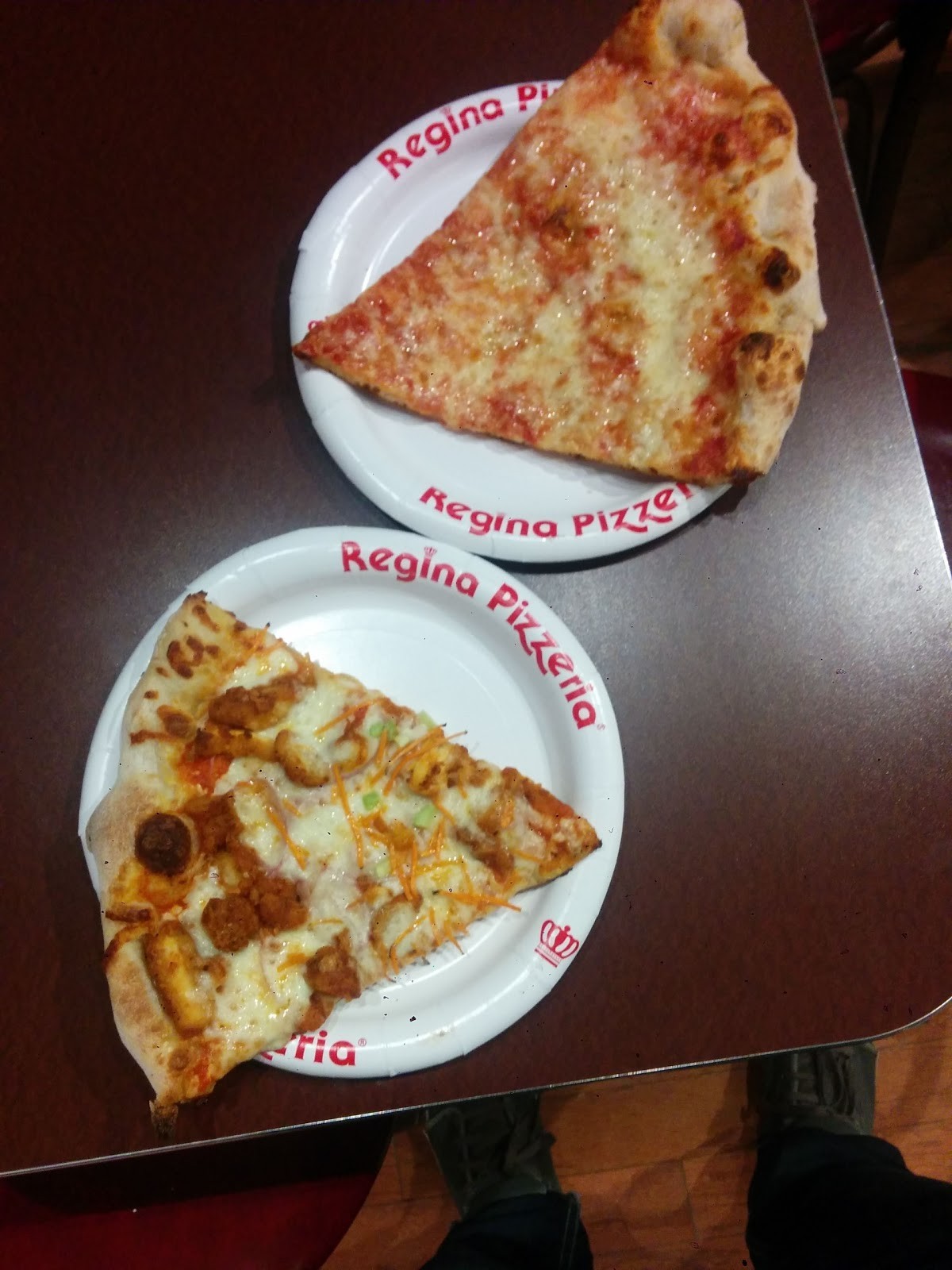 Regina Pizzeria | Boston Pizza